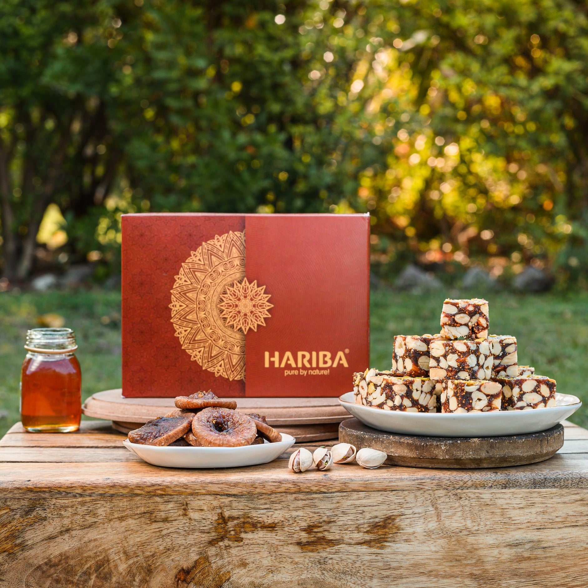 Traditional Indian Sweets | Gujarati Mohanthal & Adadiya Paak ...